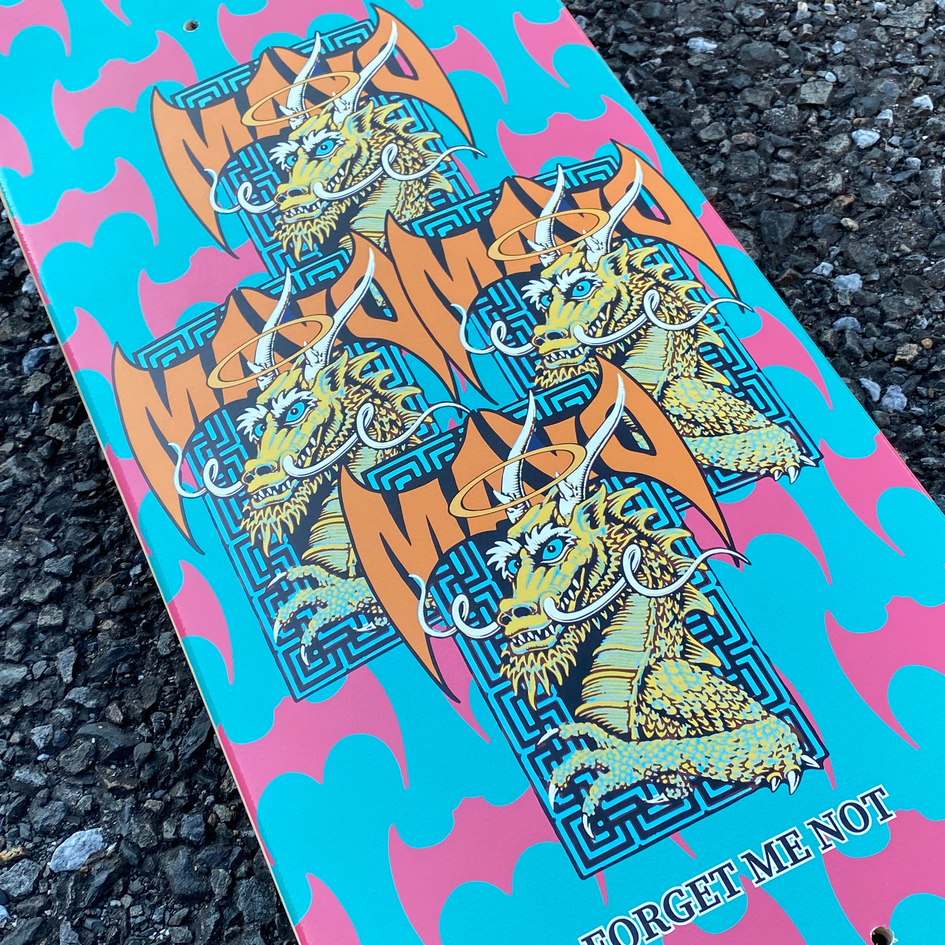 MAYO DRAGON SKATEBOARD